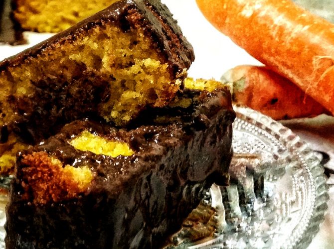 ΚΕΙΚ ΚΑΡΟΤΟΥ ΜΕ ΓΛΑΣΟ ΣΟΚΟΛΑΤΑΣ | Salt and Sugar